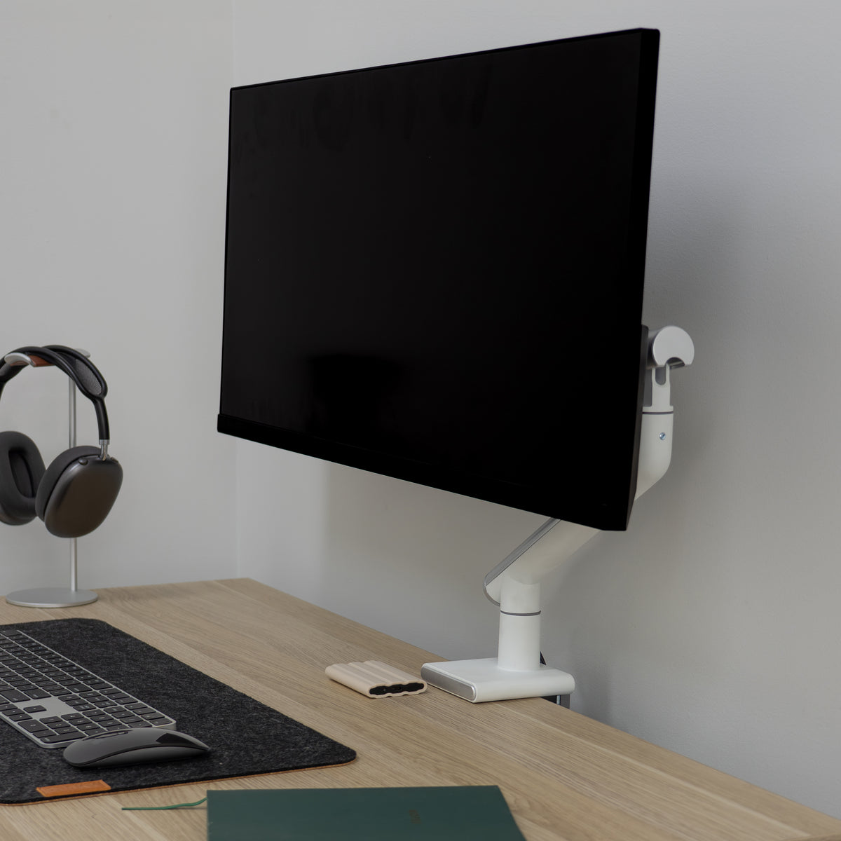 Desky Single Slim Aluminium Monitor Arm - Desky®